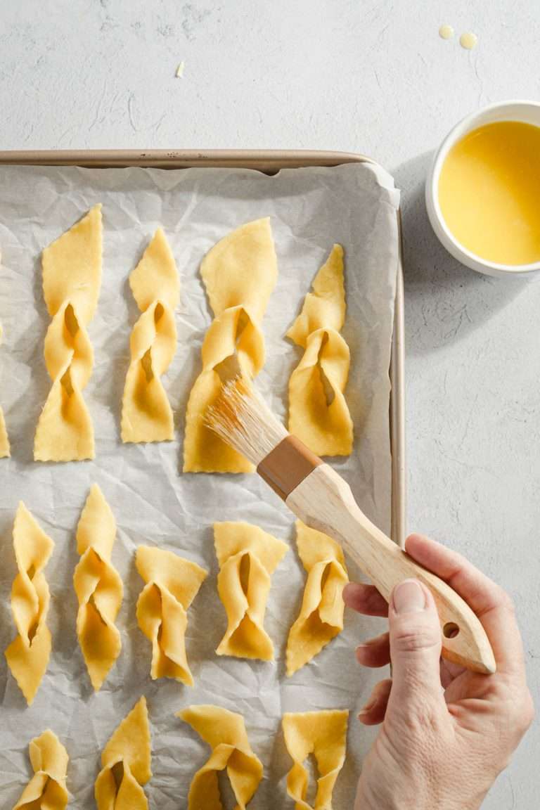Chrusciki - faworki, Polish Angel Wings - My Omni Kitchen