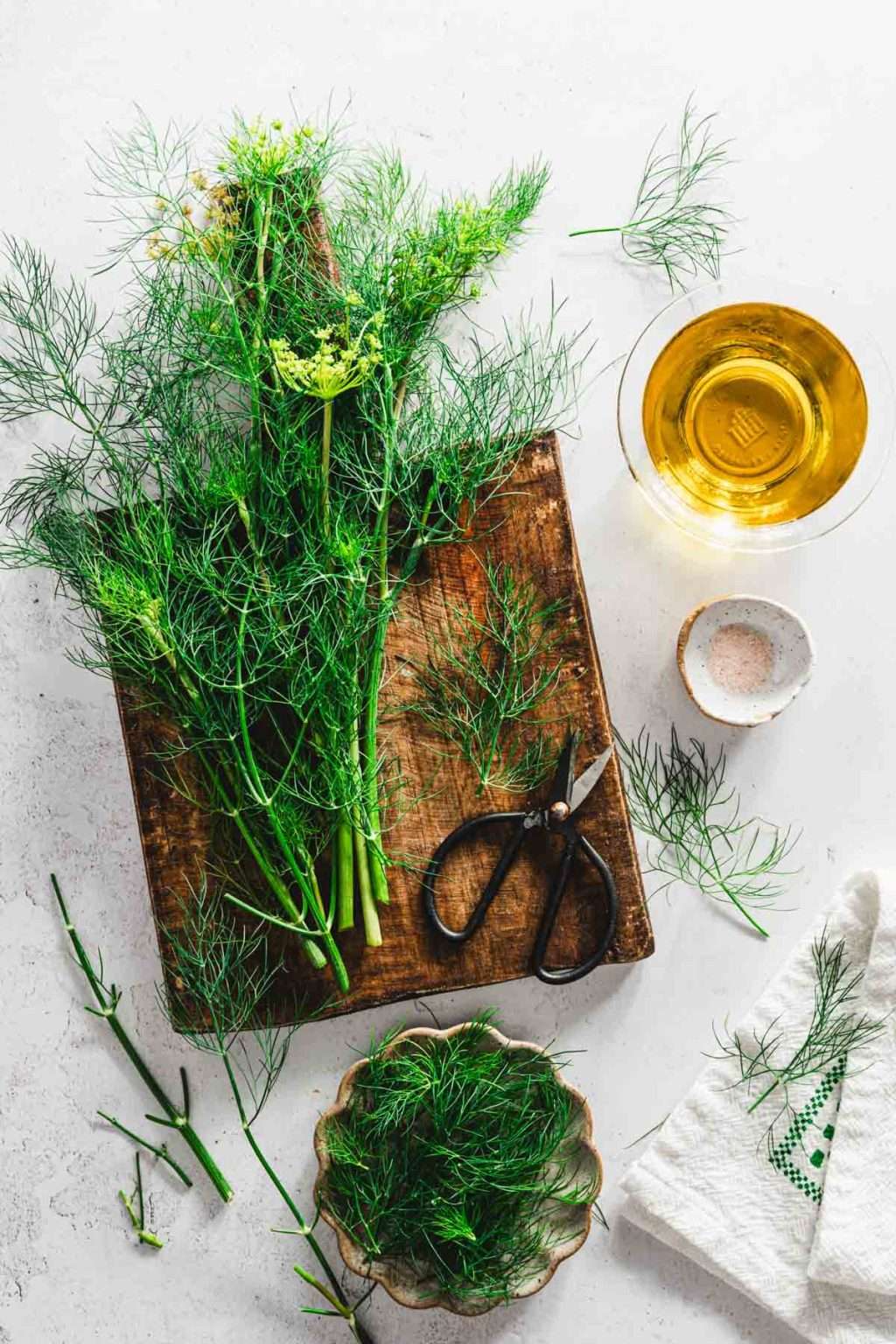 Fresh Dill infused Oil - My Omni Kitchen