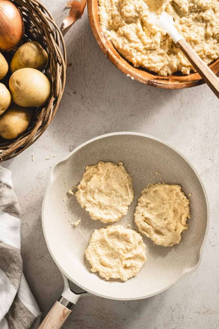 Placki Ziemniaczne: Easy Polish Potato Pancakes Recipe - My Omni Kitchen